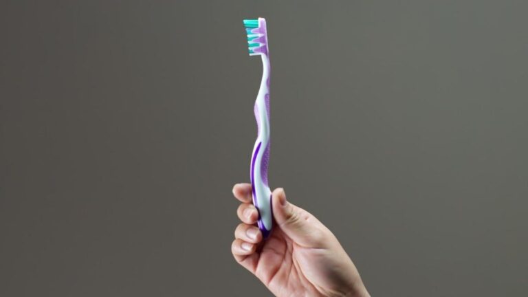 How to brush your teeth | Brushing Techniques | Psyspeaks